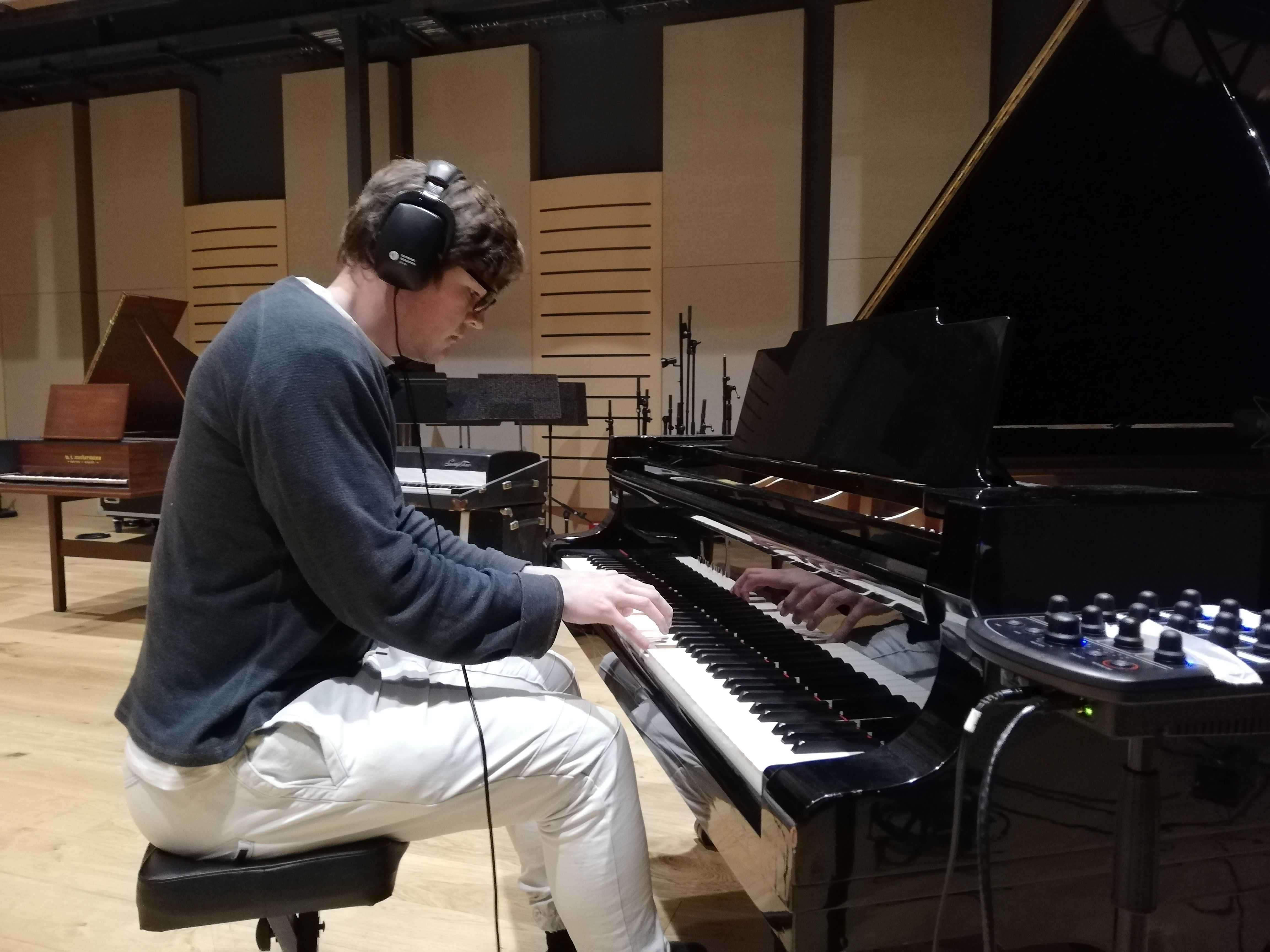 Other Photos – Solo Piano | Samuel Philip Cooper Pianist